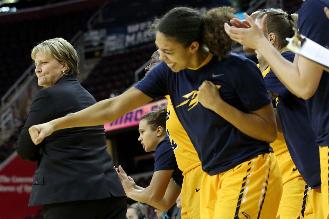IN PICTURES: UT women 72, Buffalo 65 - The Blade