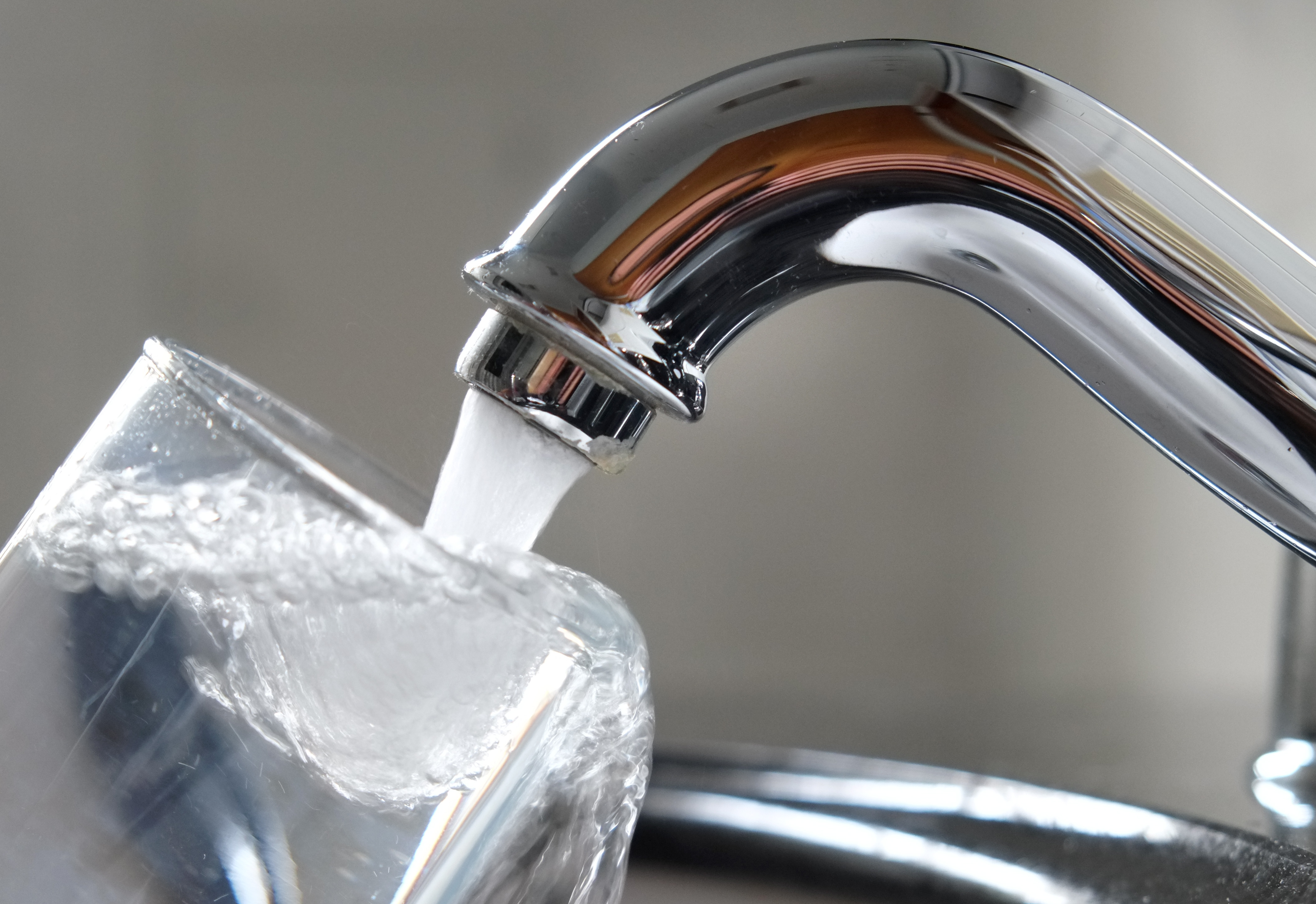 Seniors living in Alpha Towers told to boil water - The Blade