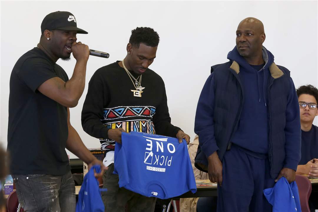 Health fair at Scott High - The Blade