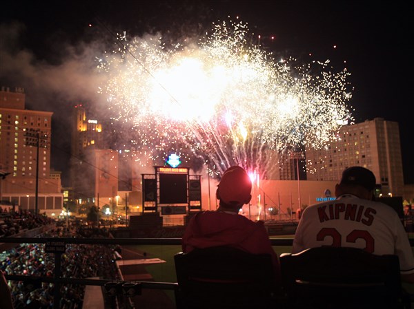 A booming fireworks show planned July 3 | The Blade