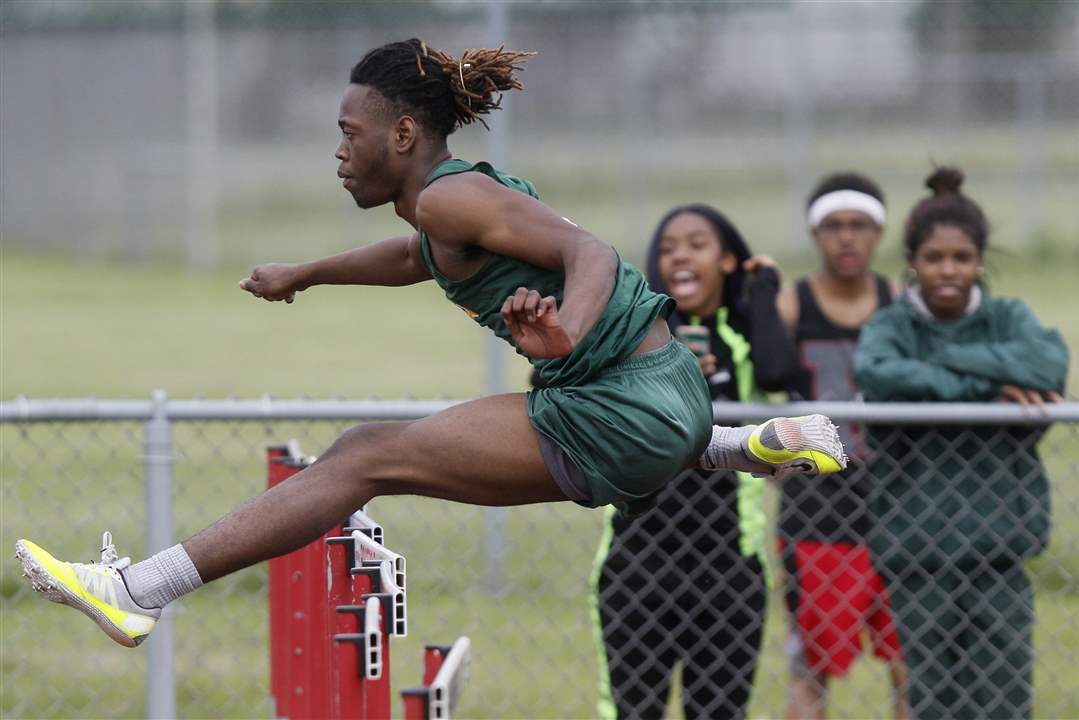IN PICTURES: City League track and field championships - The Blade