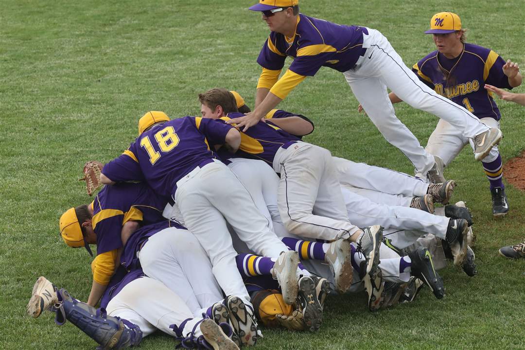 IN PICTURES: Maumee 2, Lexington 0 - The Blade