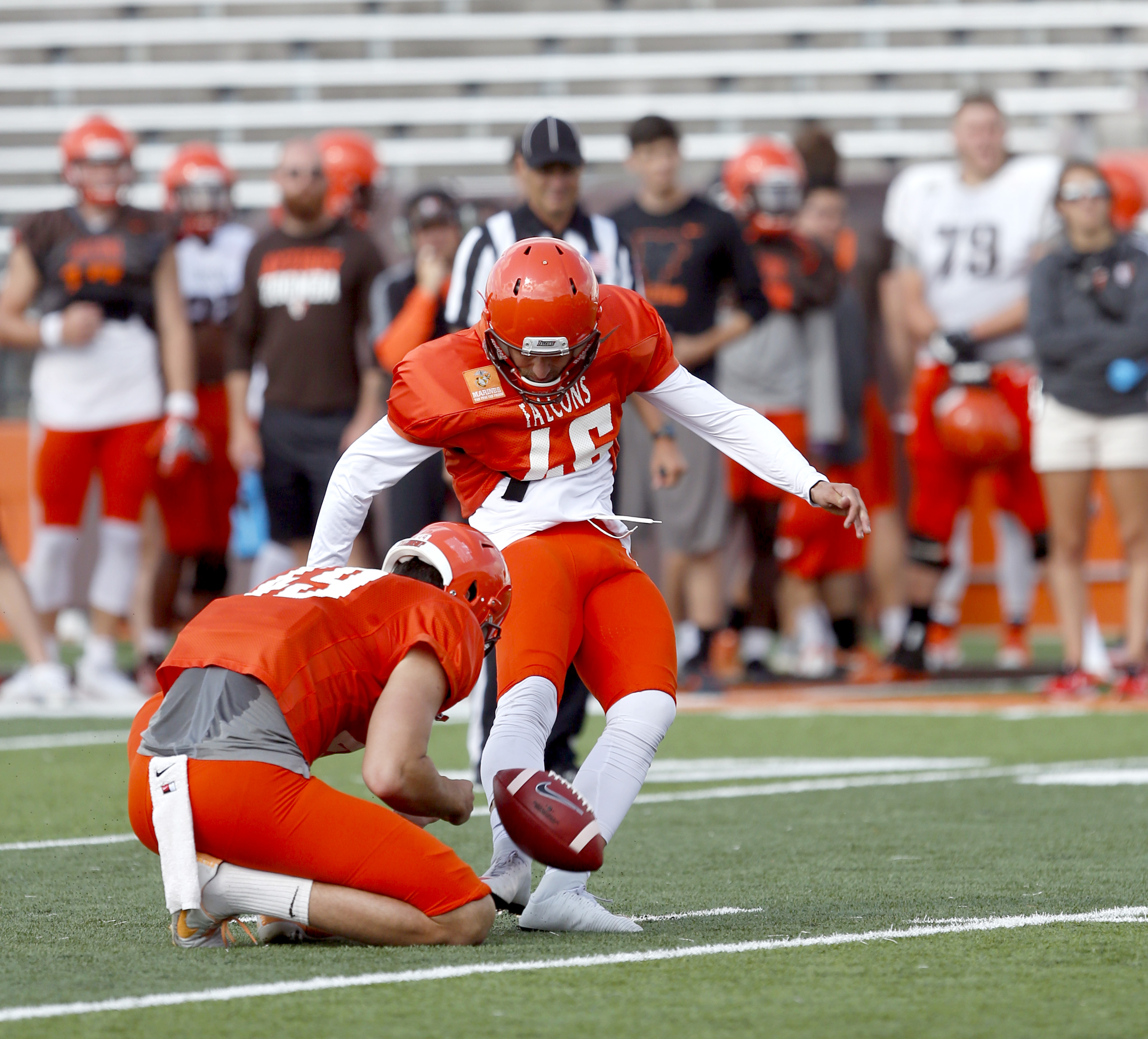 BG football players perform for NFL scouts - The Blade