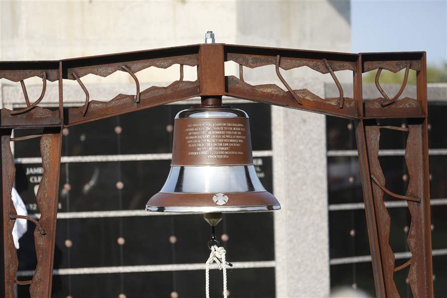 GALLERY: First Responders Last Call Memorial bell dedicated - The Blade