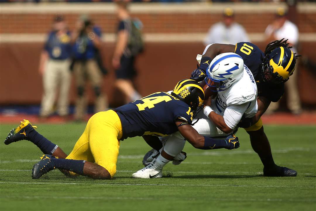 IN PICTURES: Michigan 29, Air Force 13 - The Blade