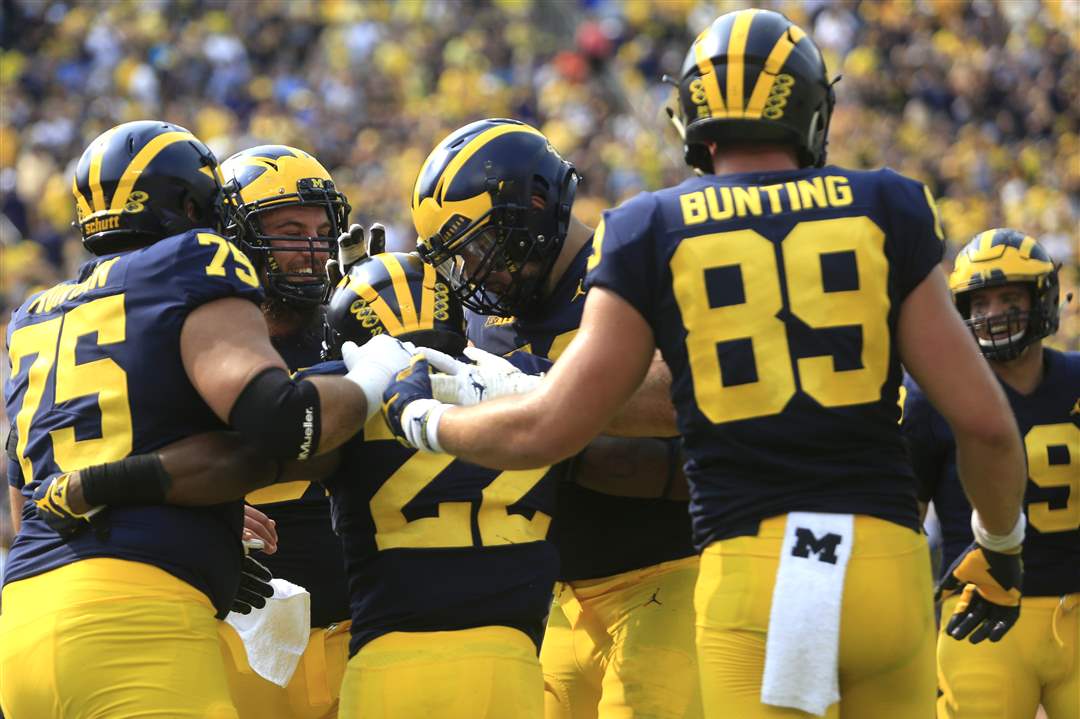 IN PICTURES: Michigan 29, Air Force 13 - The Blade