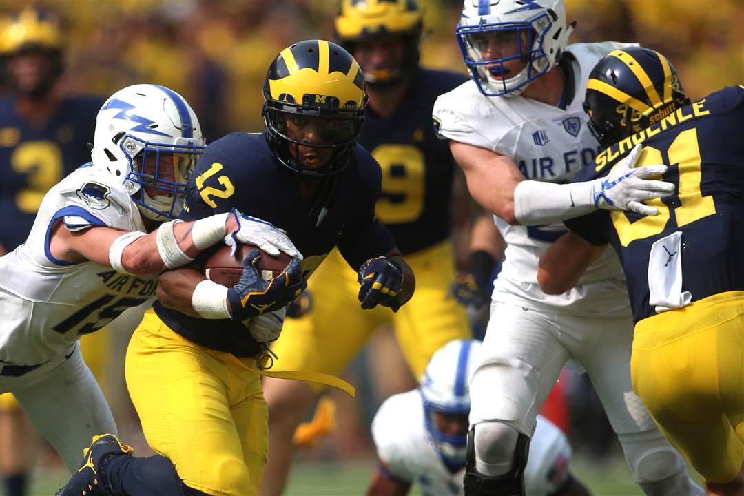 IN PICTURES: Michigan 29, Air Force 13 - The Blade