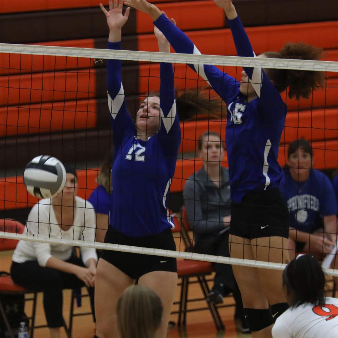 IN PICTURES: Springfield volleyball excels on, off court - The Blade