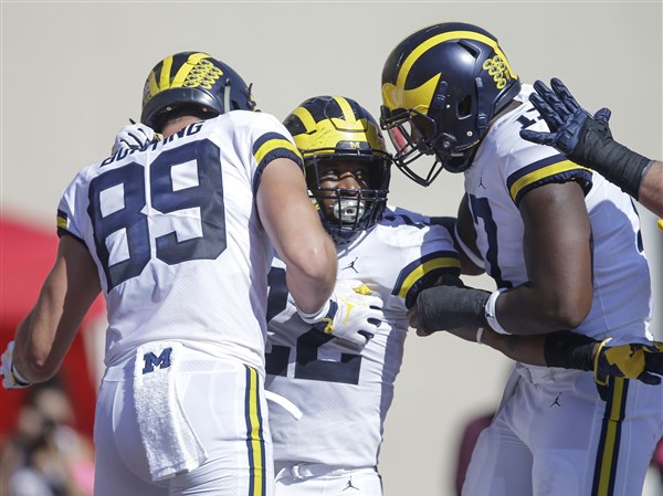 Higdon breaks out on and off the field | The Blade