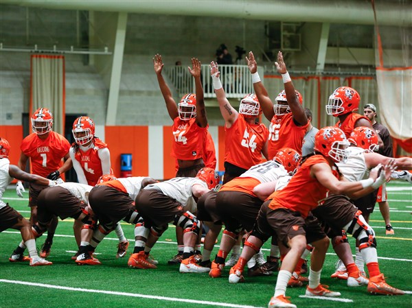 BG football eager to put 2017 in rear-view mirror | The Blade