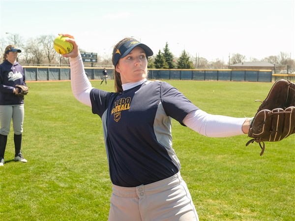 UT softball finding right mix of experience and youth | The Blade
