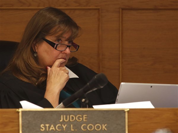 Judge Stacy Cook faces familiar opponent in primary: her former staff ...