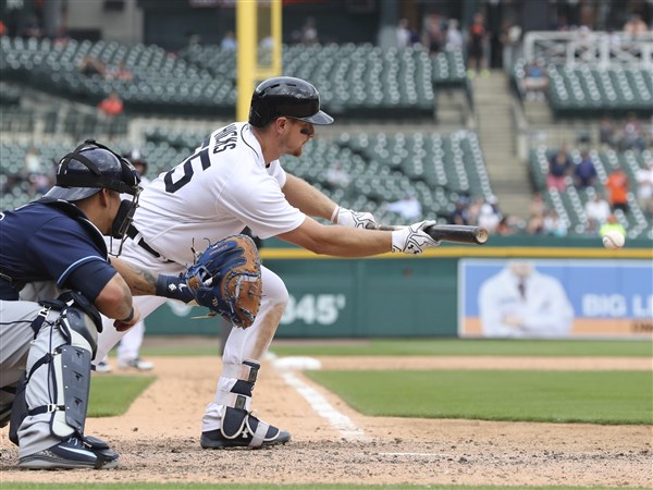 Squeeze bunt pushes Tigers past Rays in 12 innings | The Blade