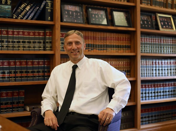 Judge recalls accidental shooting: “They don't have crutches for a ...