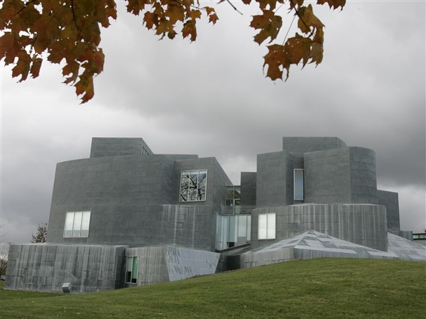 UT closes Leslie Adams exhibition due to air conditioning issues | The ...