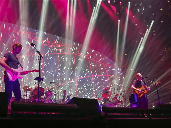 Radiohead gives brilliant performance in Detroit | The Blade