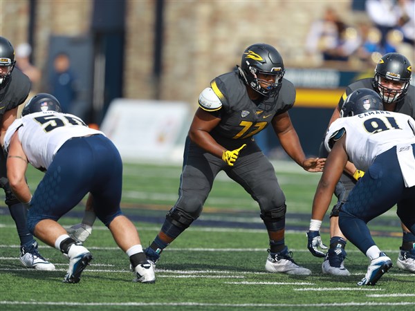 The go-to guy: Harris commands Rockets' offensive line | The Blade