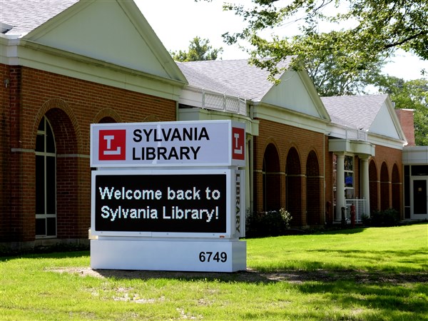 Lucas County libraries to halt overdue book fines | The Blade
