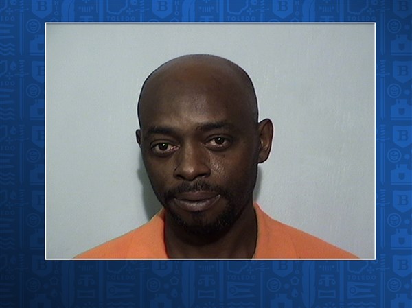 South Toledo man sentenced for stabbing ex-girlfriend, teenager | The Blade