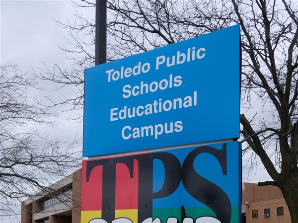 TPS alters grading scale, graduation requirements | The Blade