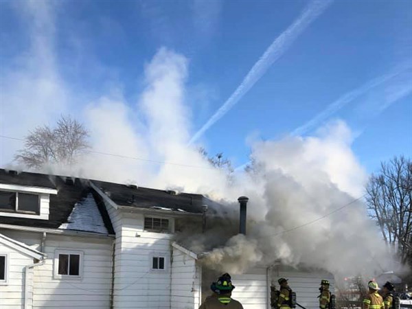 Seven families displaced by Holland fire | The Blade