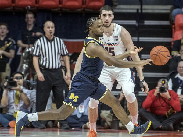 Zavier vs. Cassius: A game within the game | The Blade