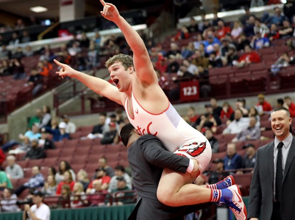 Moments of triumph: Photos from Ohio state wrestling finals | The Blade