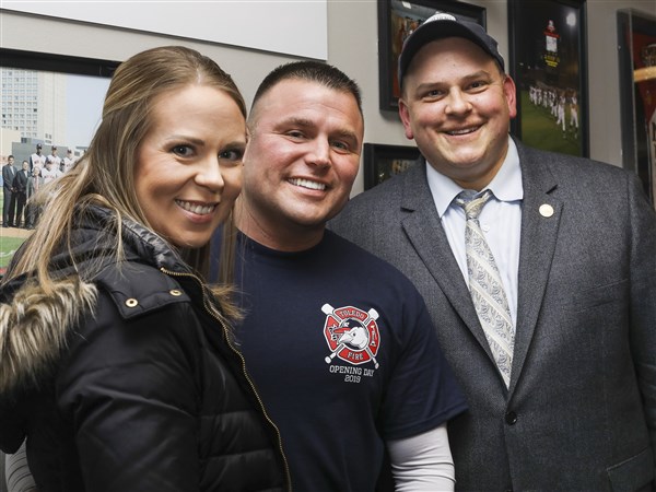 Fans mingle, watch during first Mud Hens game | The Blade