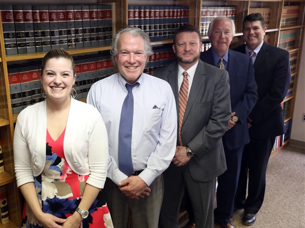 Firms, small towns work to attract attorneys | The Blade