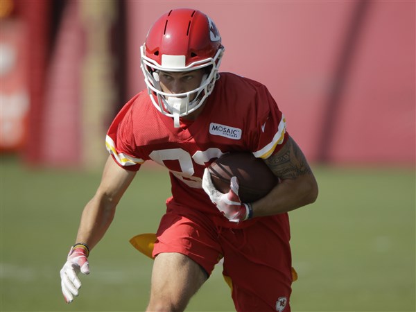 Former UT star Thompson trying to impress in Chiefs camp | The Blade