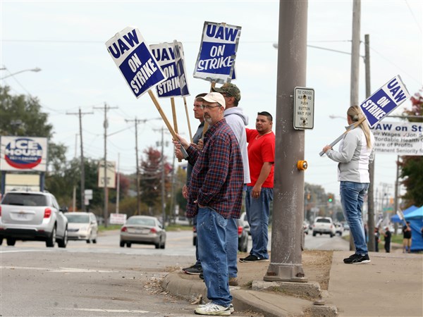 Local 14 talks details of tentative GM contract | The Blade