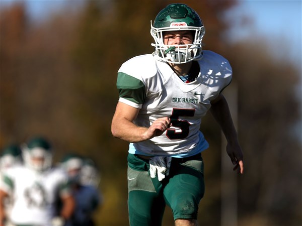 Spotlight Athlete: Oak Harbor's Clay Schulte boosts 9-0 Rockets | The Blade