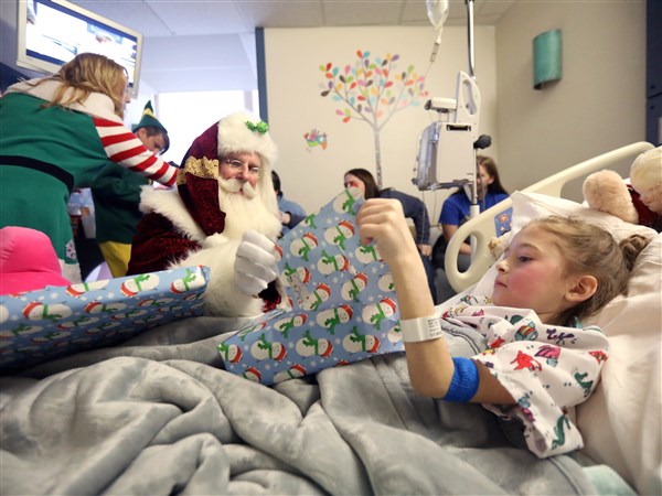 Family gives toys to cancer patients in honor of daughter | The Blade