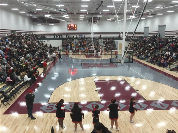 Welcome home: Rossford tops Fostoria in first boys game in new gym ...