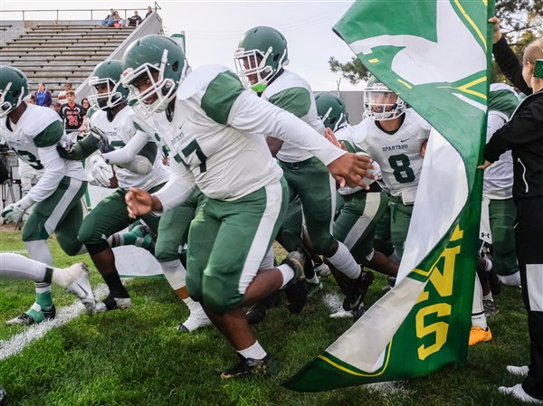 Start names Godfrey Lewis as new football coach | The Blade