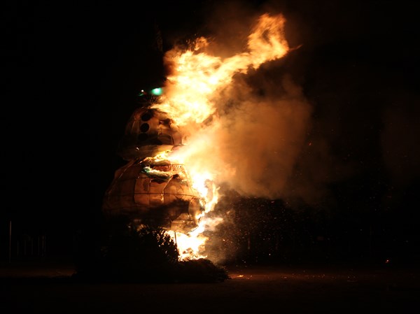 Port Clinton Burning Snowman bids fiery goodbye to winter | The Blade