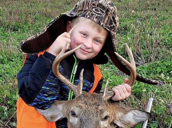 Blade Hunting Report: Brothers double up on bucks | The Blade