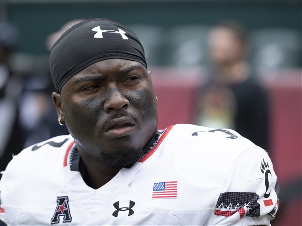 Central Catholic product Michael Warren makes NFL debut | The Blade