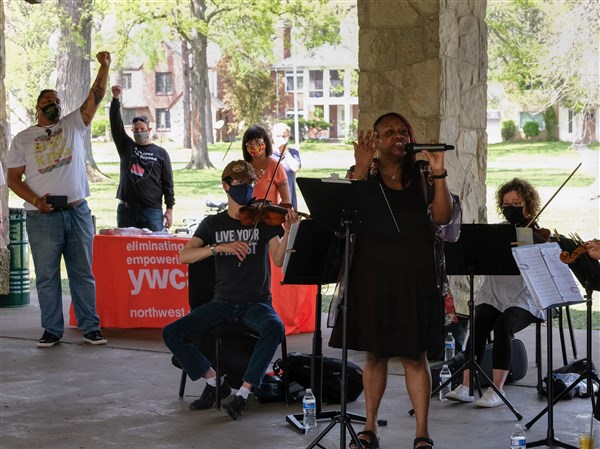 Community comes together in "Gathering for Peace" at Ottawa Park | The ...