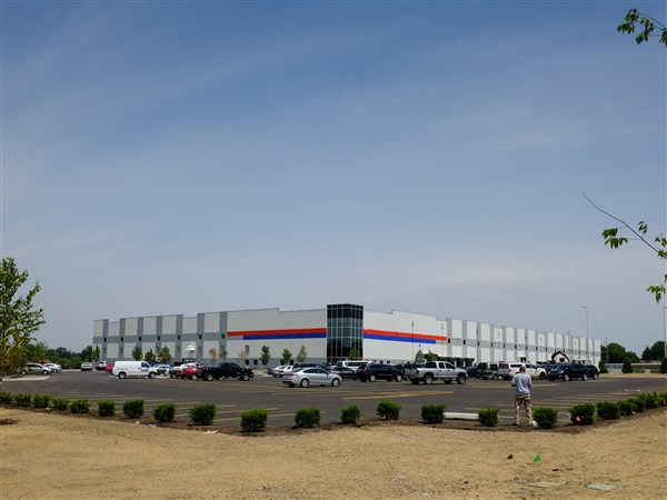 Detroit Manufacturing Systems hosts job fair for Toledo plant | The Blade