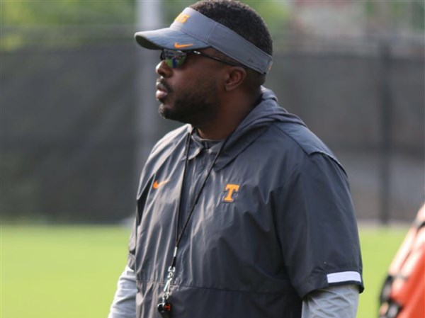 BGSU-Tennessee connections: Defensive coordinator Tim Banks got start ...