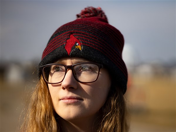 Rejoining the joints: Toledo woman manages life with Ehlers-Danlos ...