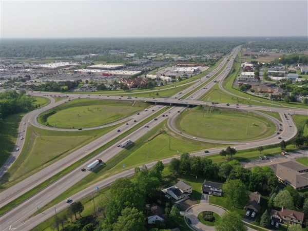 State panel approves design funds for revamped Airport Highway ...