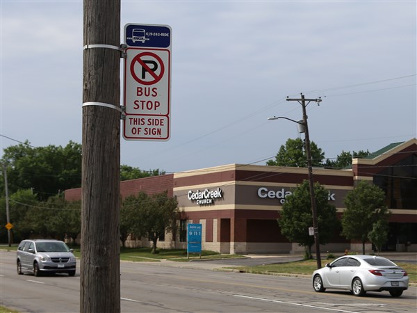 AARP awards $18,000 to free clinic for bus-stop upgrade, transportation ...