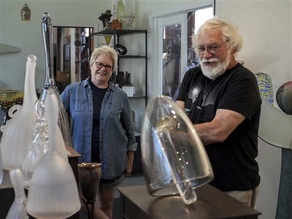 Local artists carry on Glass Studio movement | The Blade