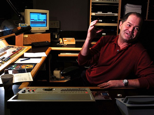 Monkees' drummer Micky Dolenz sues FBI | The Blade