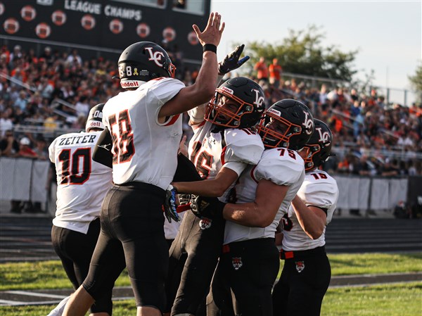 Blade football poll: Liberty Center climbs after impressive showdown ...