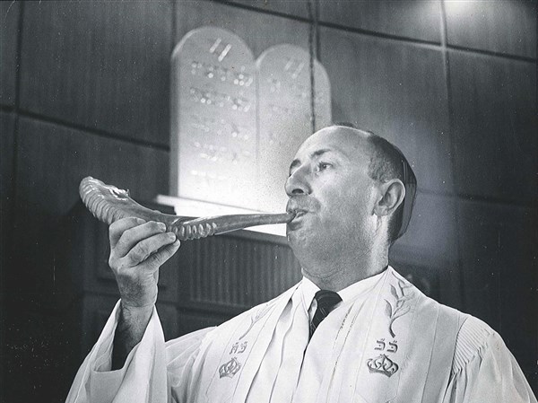 Piercing notes of the shofar herald Jewish High Holidays | The Blade