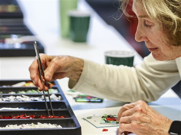 Copper Moon Studio to lead fused glass workshops at Franklin Park Mall ...