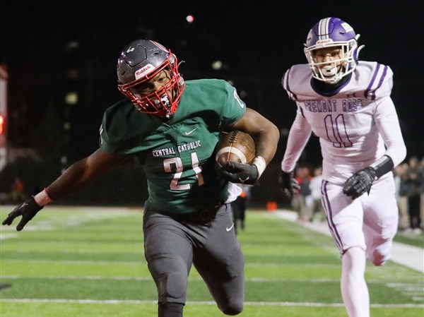 Photo Gallery: Central Catholic vs. Fremont Ross football | The Blade